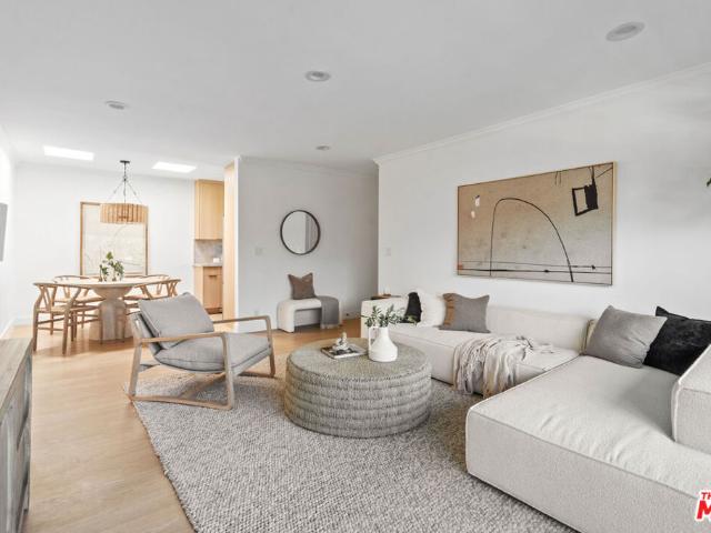 423 Pier Avenue 4