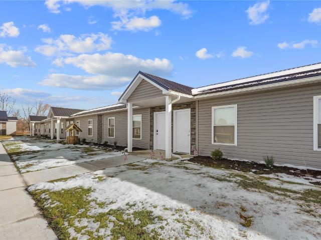 423 W 3RD Street 3