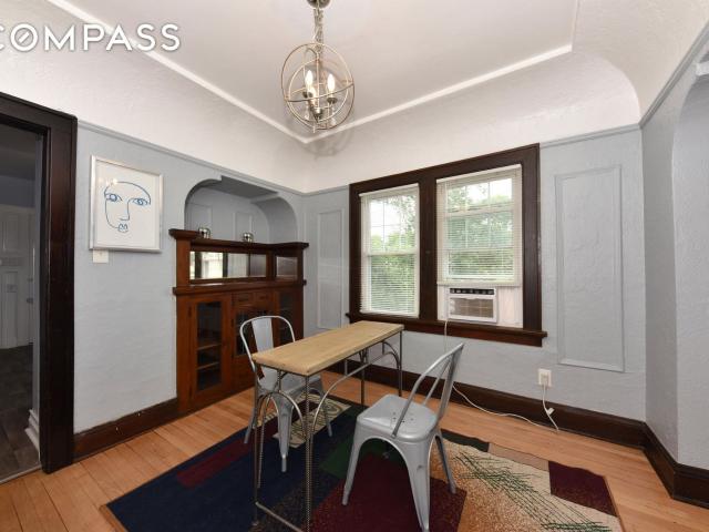 423 W Vine St, Milwaukee, WI