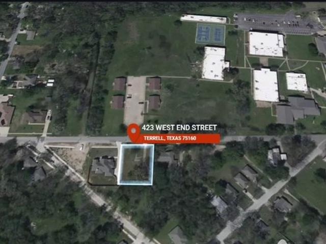 423 W End St, Terrell, TX 75160