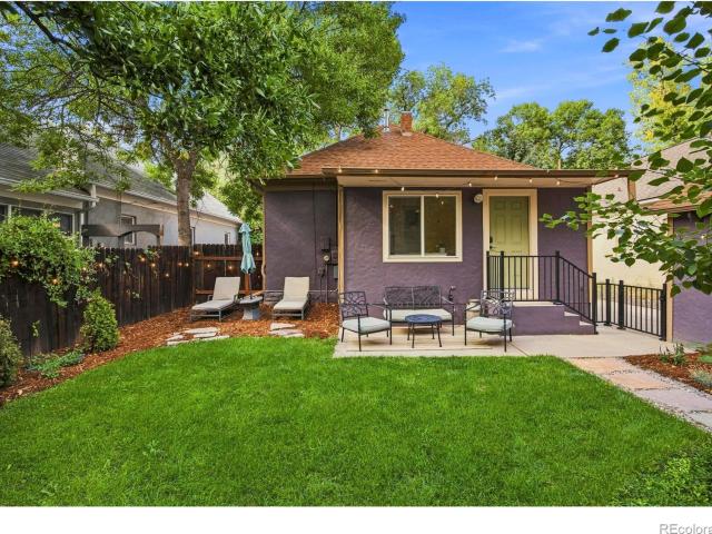 423 W Oak Street