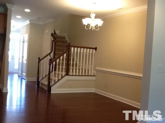423 Talons Rest Way