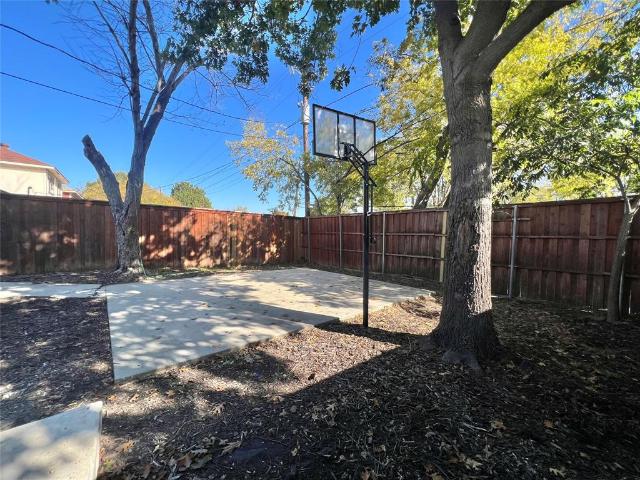 4244 Flamingo Way