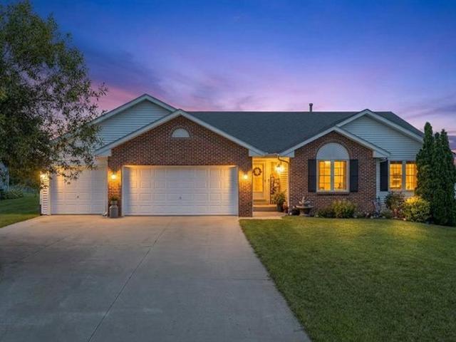 4244 Westridge Dr, Winnebago, IL 61088