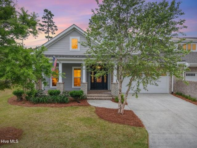 4245 Moorland Ln, Wilmington, NC 28409