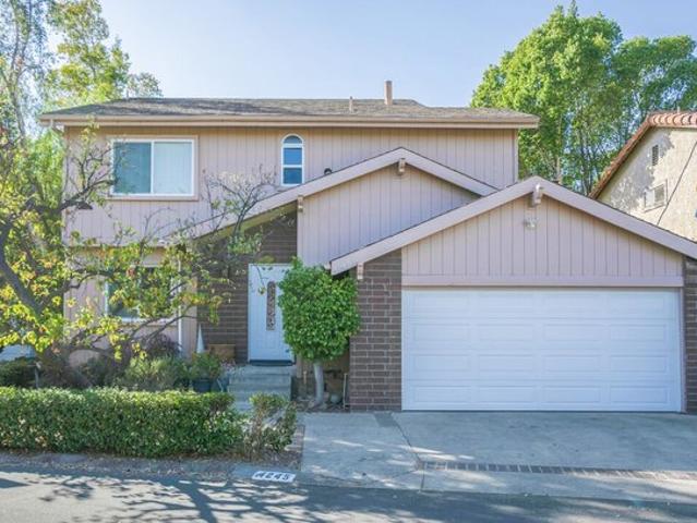 4245 Alhama Dr, Woodland Hills, CA 91364