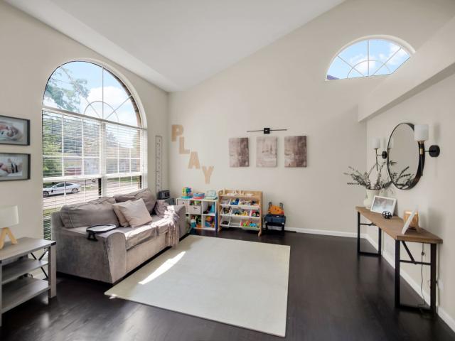 4245 Peartree Drive