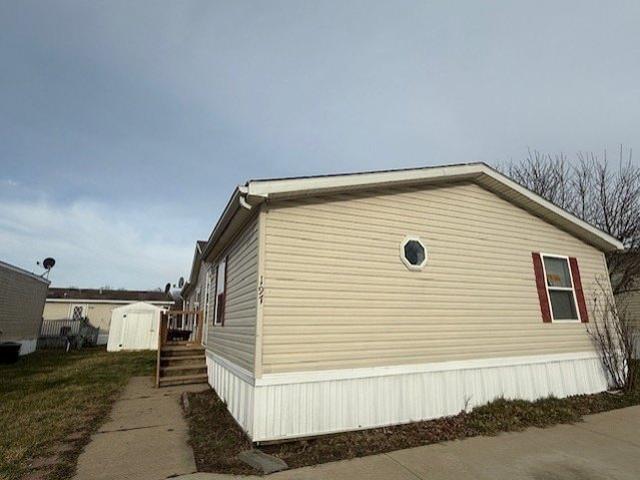 4245 W Jolly Rd Lot 197, Lansing, MI 48911
