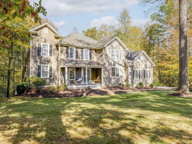 4245 Woodthrush Ln