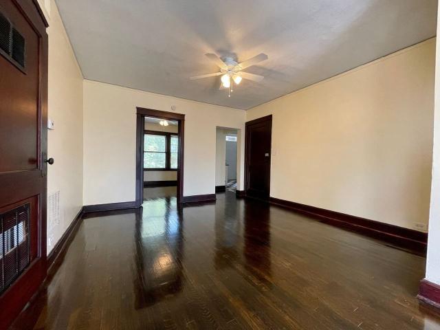 4245 47 Harrison Street & 1002 1006 E 43rd Street 1 Bedroom Apartment for Rent at 4245 Harrison St, Kansas City, MO 64110 South Hyde Park