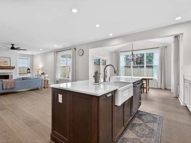 4246 Captains Ct, Lexington, KY