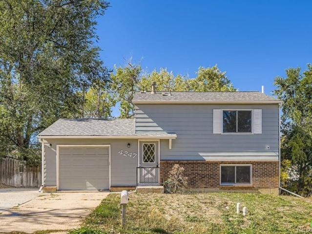 4247 S Pitkin St, Aurora, CO 80013