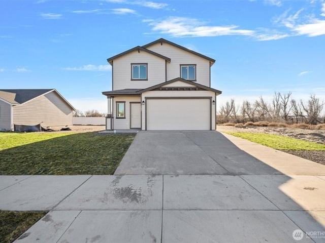 4247 W Sandy Ct, Moses Lake, WA 98837