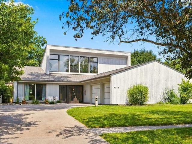 4248 Cottage Grove Pkwy SE, Cedar Rapids, IA 52403