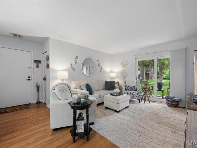 4248 Kay Ln, Unit 2, St. Louis, MO 63123 | MLS #26022 | Compass