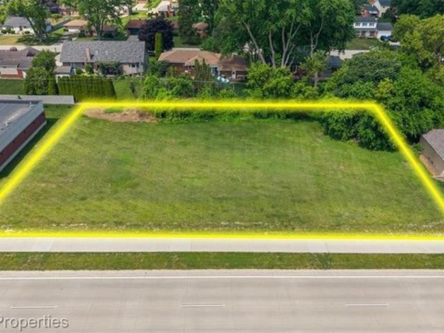 42401 Mound Rd, Sterling Heights, MI 48314
