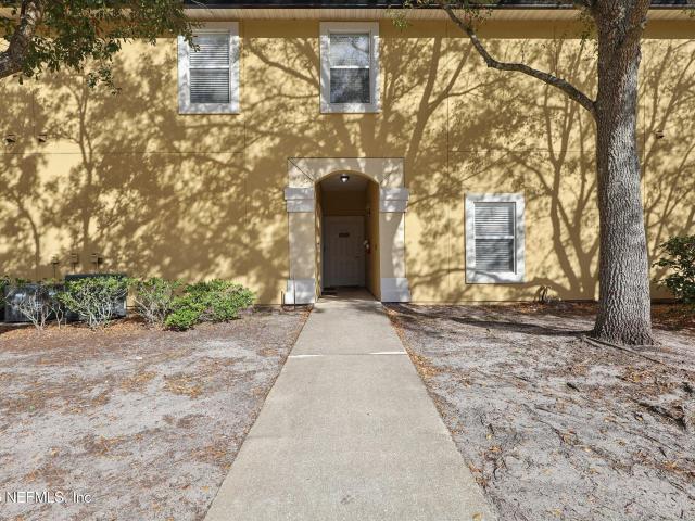 4240 Migration Dr, Unit 6, Jacksonville, FL 32257 | MLS #2132 | Compass