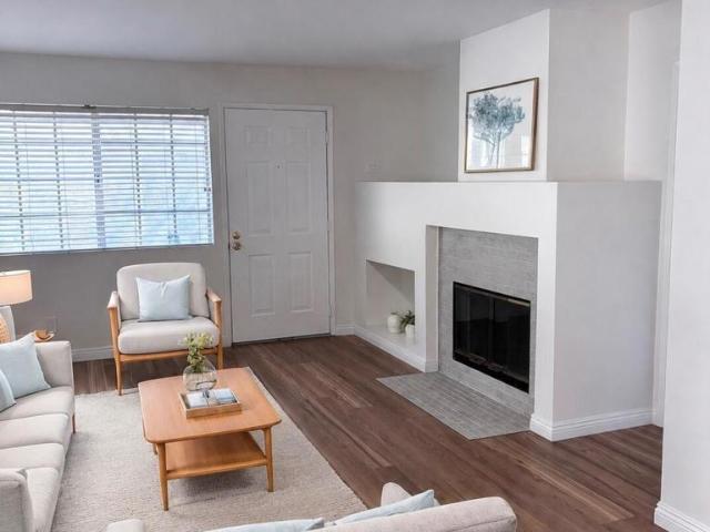 4240 Lost Hills Road 3304