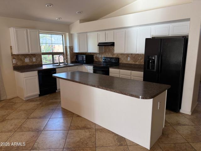 4240 S Kerby