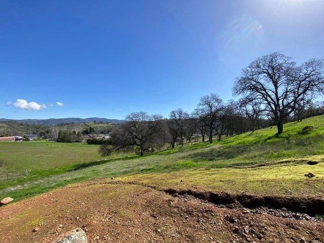 4241 Grisham Rd, Valley Springs, CA 95252