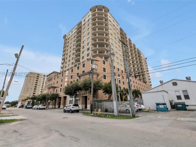 4242 NW 2nd St, Unit 807, Miami, FL 33126 | MLS #A11990 | Compass
