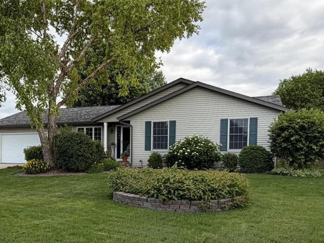 4242 Saratoga Dr, Janesville, WI 53546