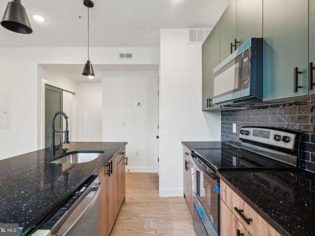 4243 Mantua Avenue # 4