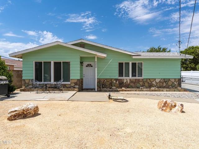 4243 nd St W, Lancaster, CA 93536