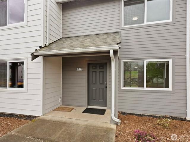 4243 Wintergreen Cir Apt 134, Bellingham, WA 98226