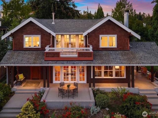 424 10th Ave, Kirkland, WA 98033