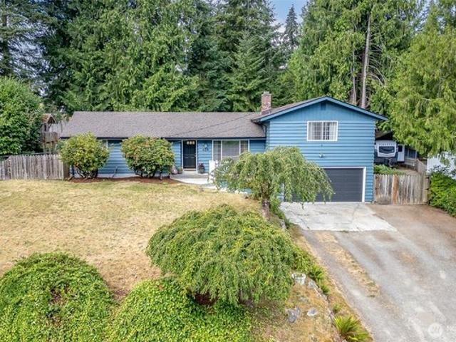 424 119th Ave E, Edgewood, WA 98372