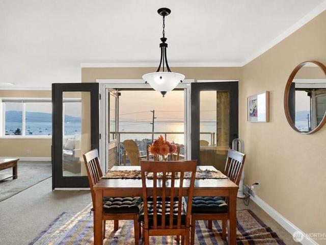 424 14th St Apt 403, Bellingham, WA 98225