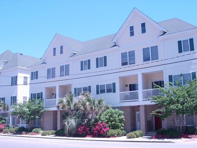424 21st St, Virginia Beach, VA 23451
