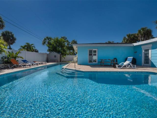 424 88th Ave, St. Pete Beach, FL 33706 | MLS #W7880