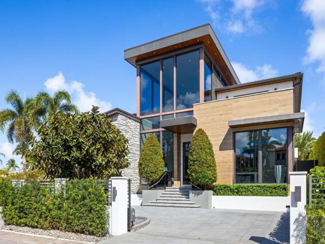 424 Coconut Isle Dr, Fort Lauderdale, FL