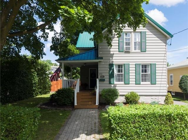 424 Cayuga St, Syracuse, NY 13204