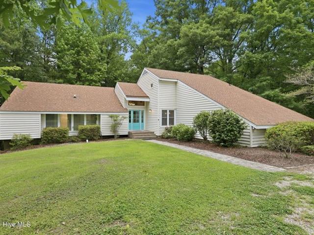 424 Camelia Dr, Washington, NC 27889