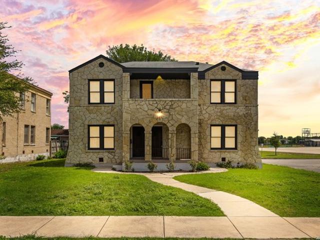 424 Club Dr, San Antonio, TX 78201