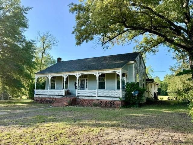 424 Clifton St, Camden, AL 36726