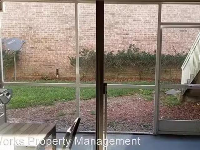 424 Banyon Tree Circle 100 424 Banyon Tree Cir