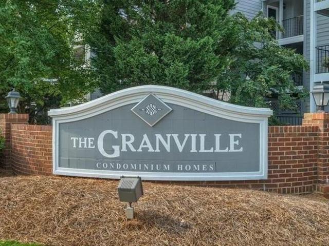 424 Granville Ct Sandy Springs, GA 30328