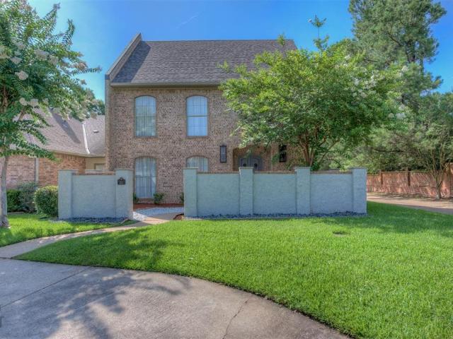 424 Danbury Drive