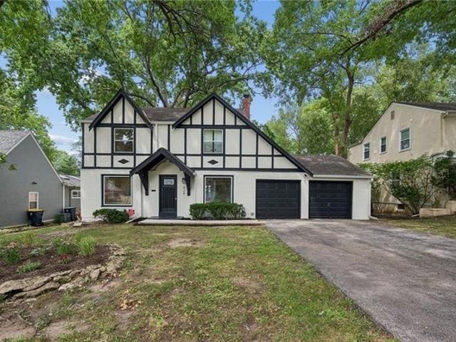 424 E 79th Ter, Kansas City, MO 64131