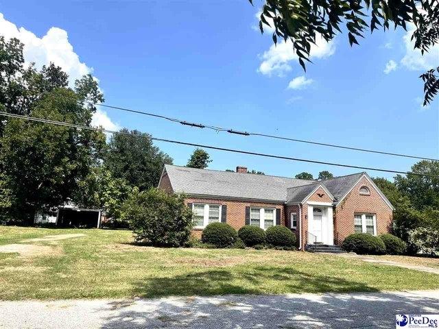 424 E Baker St, Olanta, SC 29114