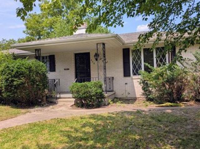 424 E Joliet St, Crown Point, IN 46307
