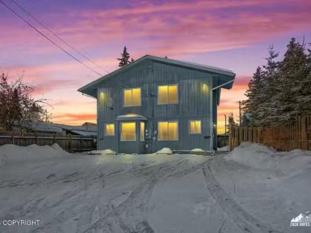 424 E MANOR AVE, ANCHORAGE, AK 99501 Multi Family For Sale ML.