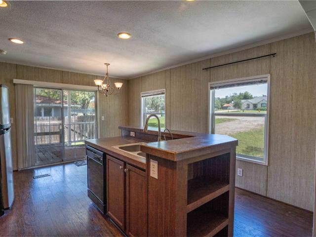 424 Ellinger Road