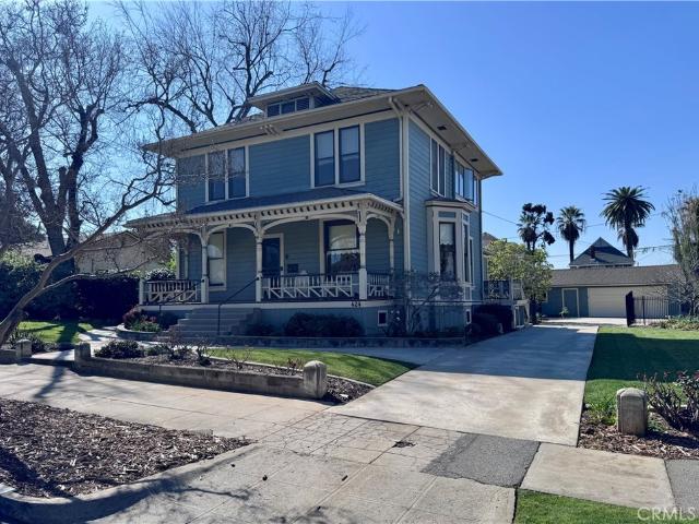 424 La Verne