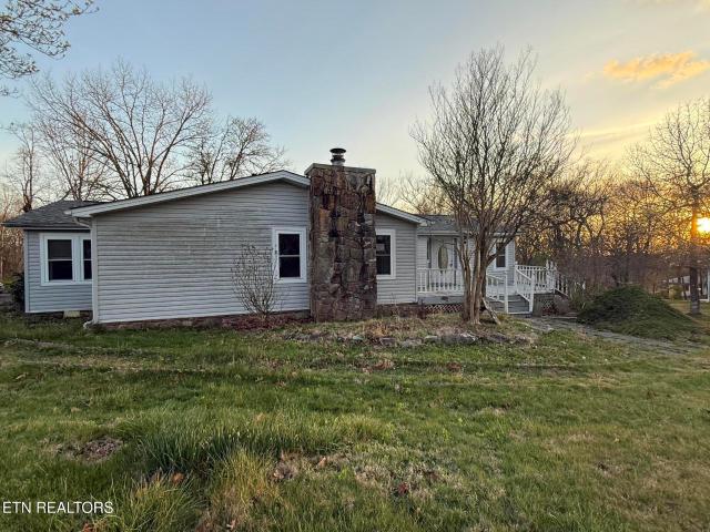 424 Lakeview Drive