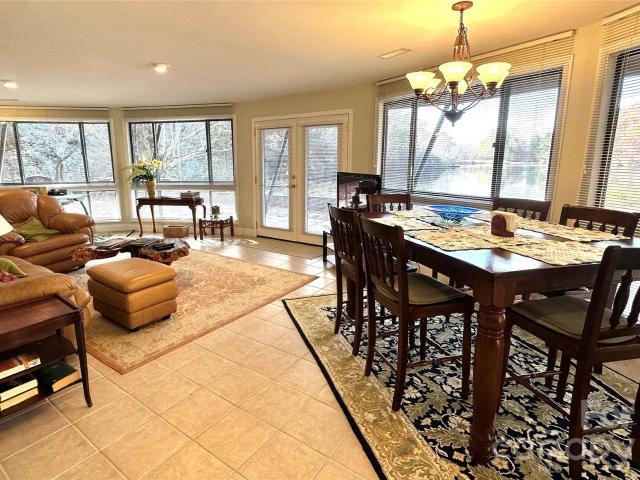 424 LakeView Drive